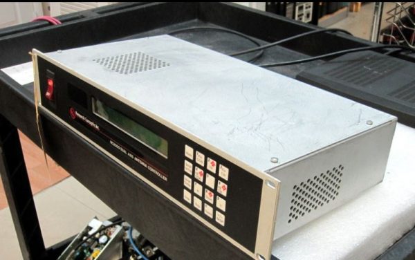 Research Concepts RC2000C Satellite Equipment Antenna Controller ...