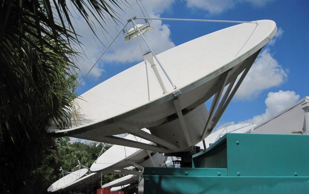 Andrew 4.6M Ku-Band Non-Motorized Earth Station Antenna - Satcom Solutions