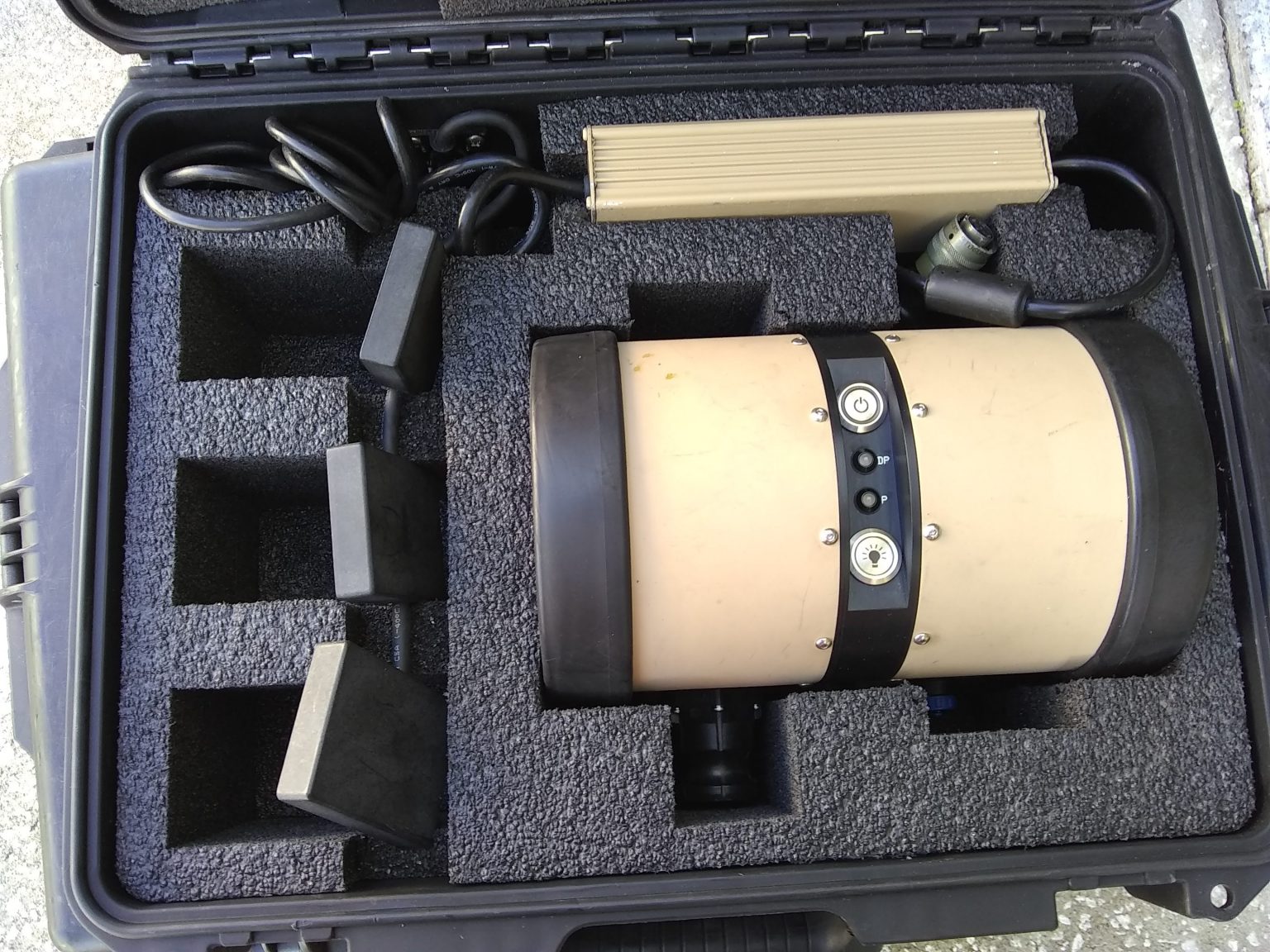 GATR Technologies 1.8M Ku-Band Inflatable Satellite Antenna System ...